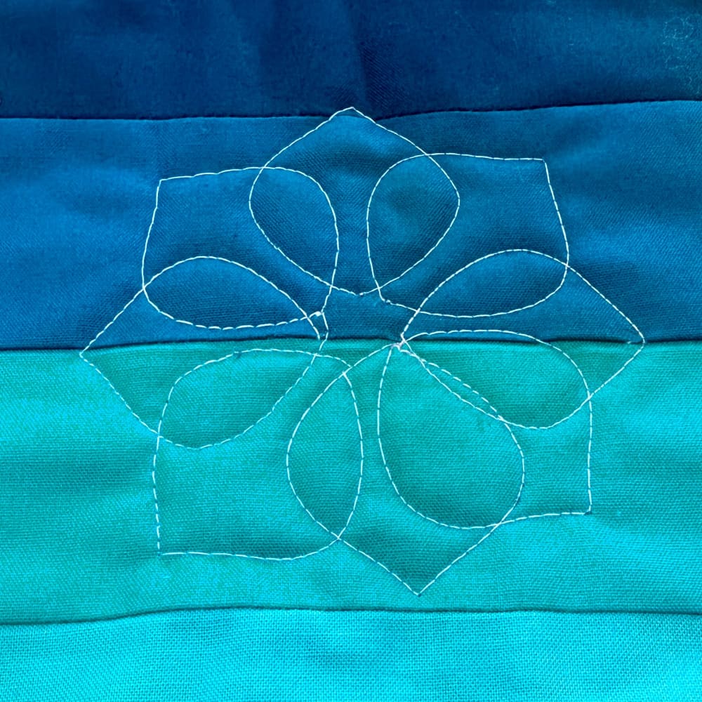 Modern Toile Quilt popular Large